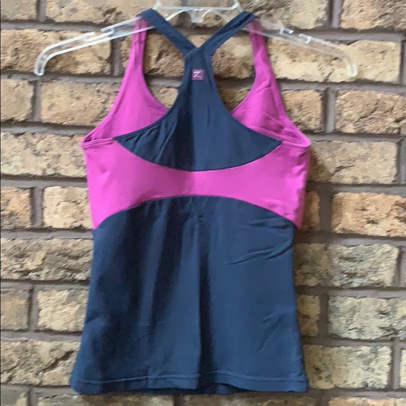 Zobha | Tops | Zohba Workout Top | Poshmark